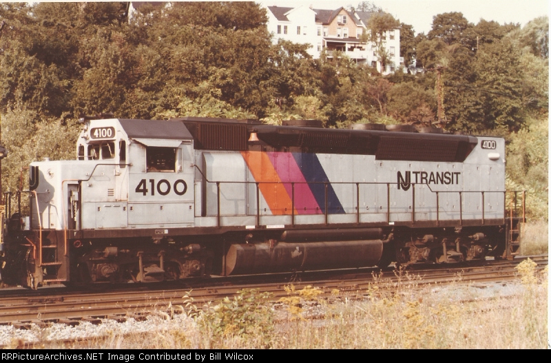 NJT GP40P 4100